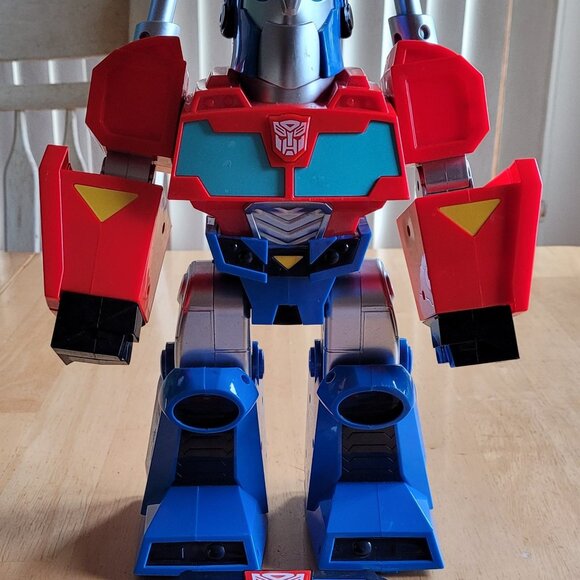 Hasbro | Toys | Preowned Optimus Prime Transformer Robot 254 | Poshmark